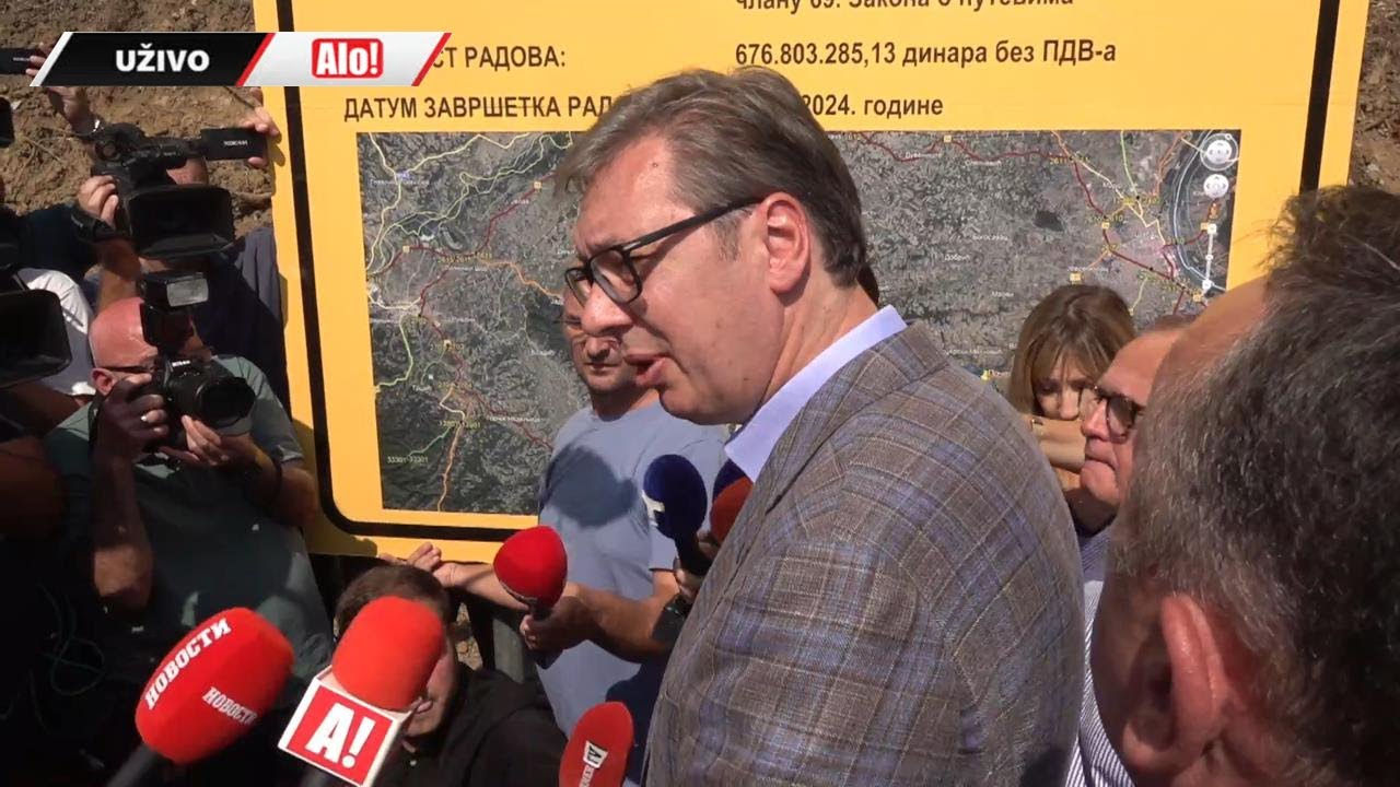 Predsednik Vučić obilazi radove na rekonstrukciji puta Bojić - Tekeriš ...