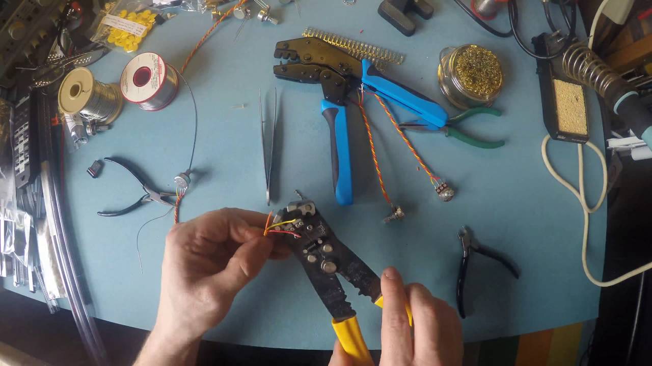 Building a Jasper synthesizer in less than 10 minutes - YouTube