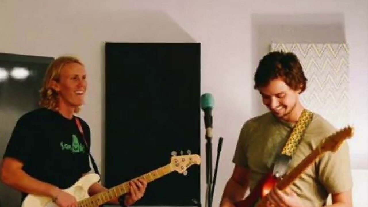 hrob & Nick Dudley - "Heartbeat" - YouTube