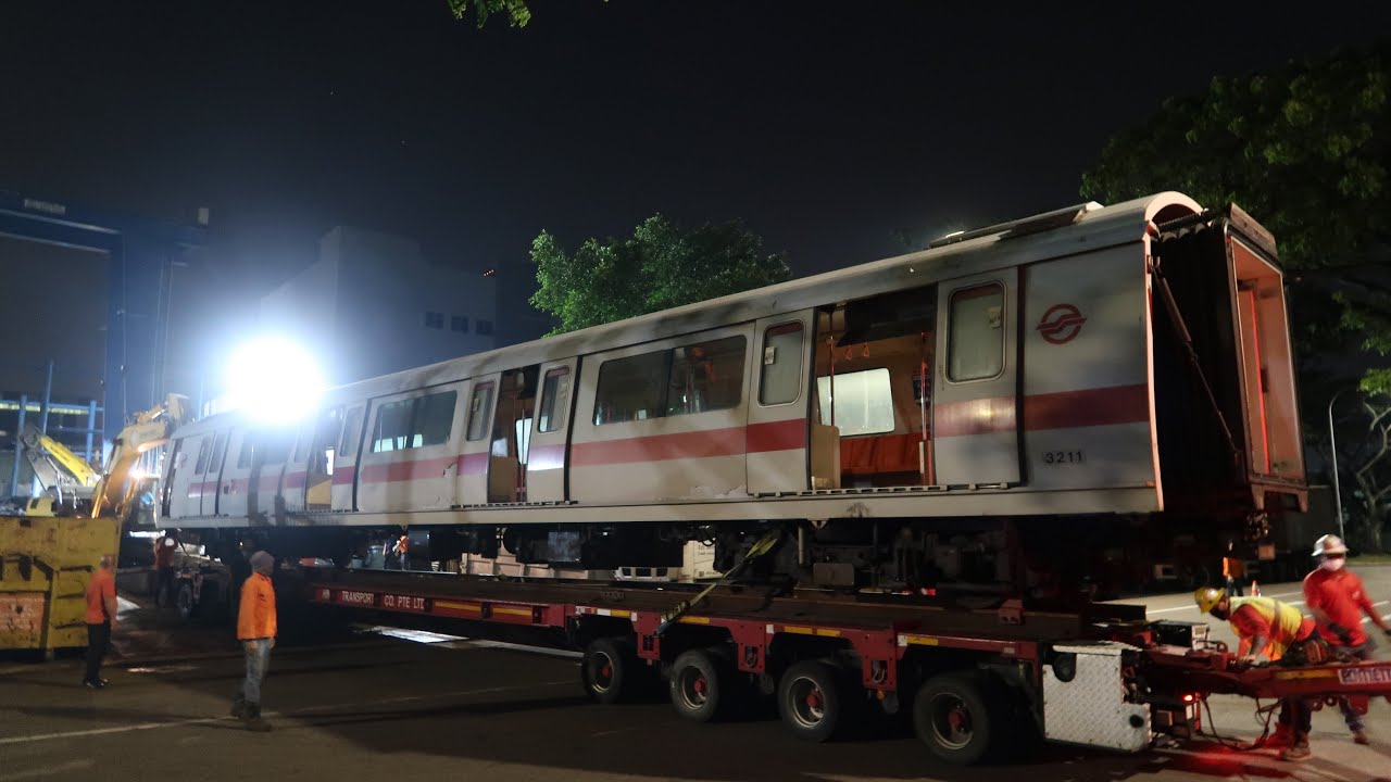 [C651 Scrapping] Set 211 (211/212) Transported to Scrapyard - YouTube