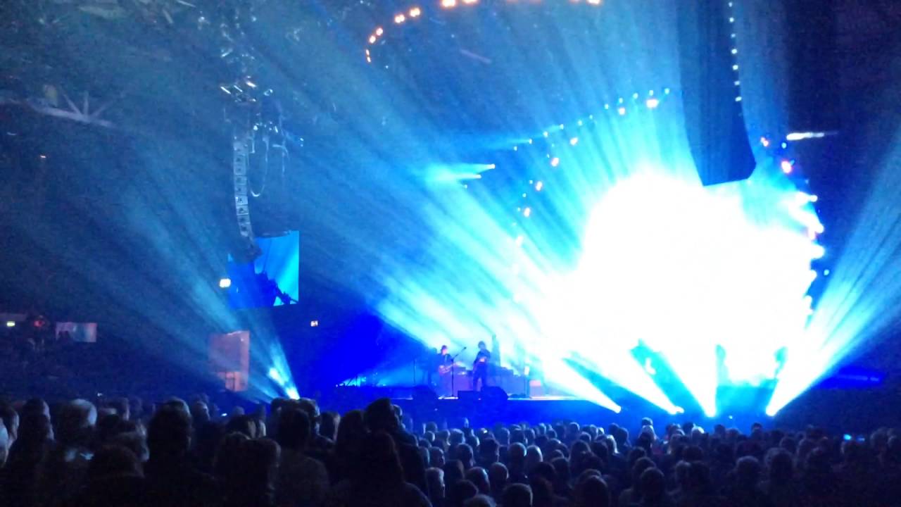 ELO Birmingham 16 - 4 - 16 Show opening - YouTube
