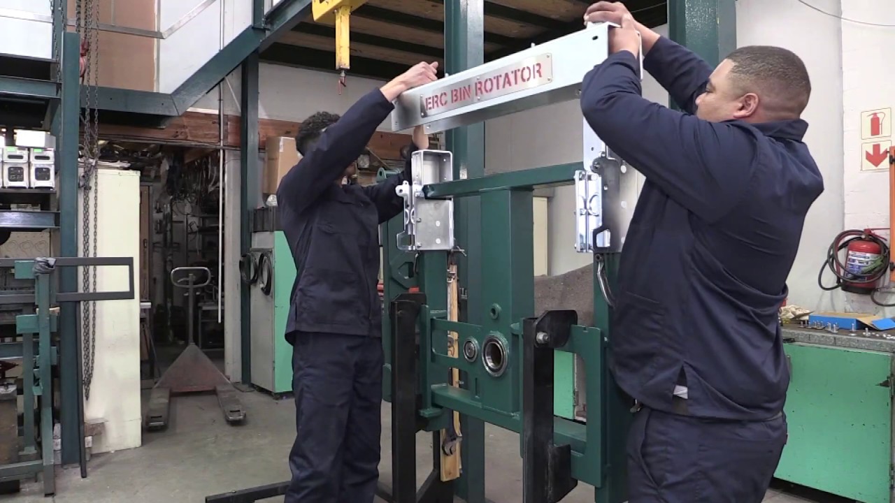 ERC Engineering Ontbytsake - English - YouTube