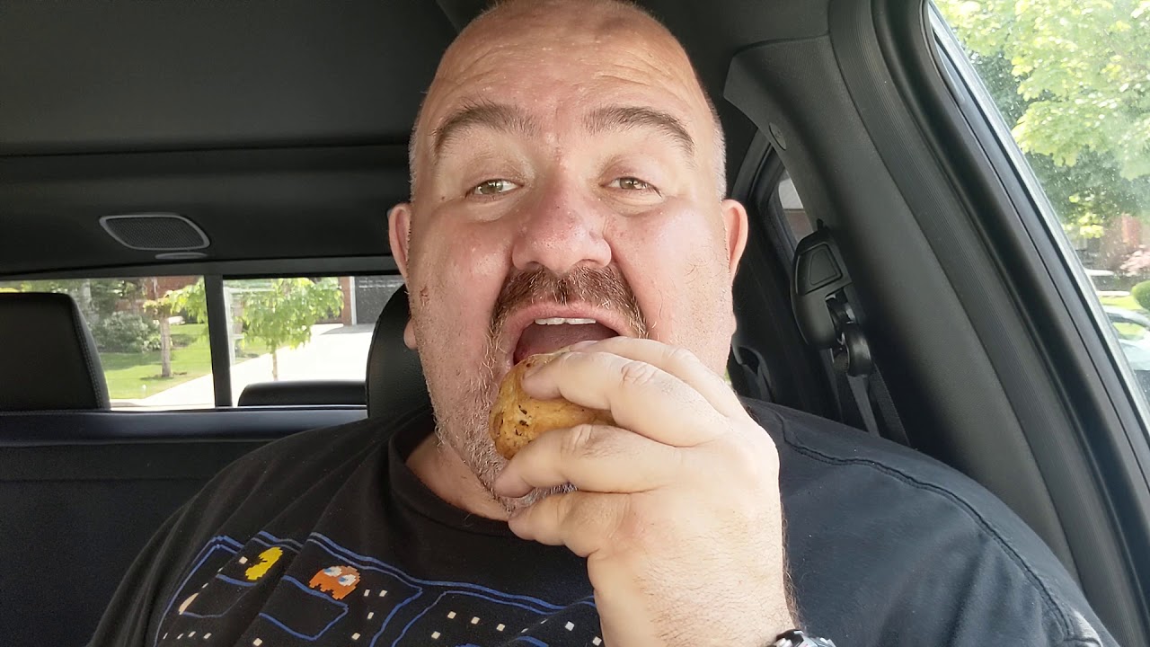 TORONTO COOKIE REVIEW FROM.... COLOSSAL COOKIE TORONTO - YouTube