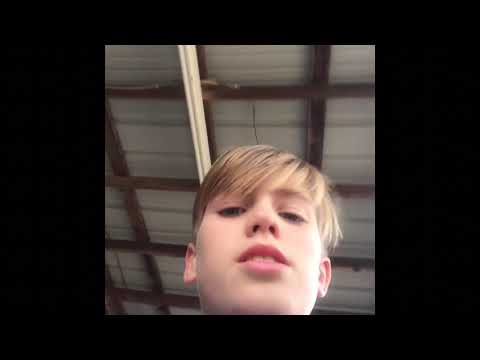 TRAINED DOG VS UNTRAINED DOG!! - YouTube