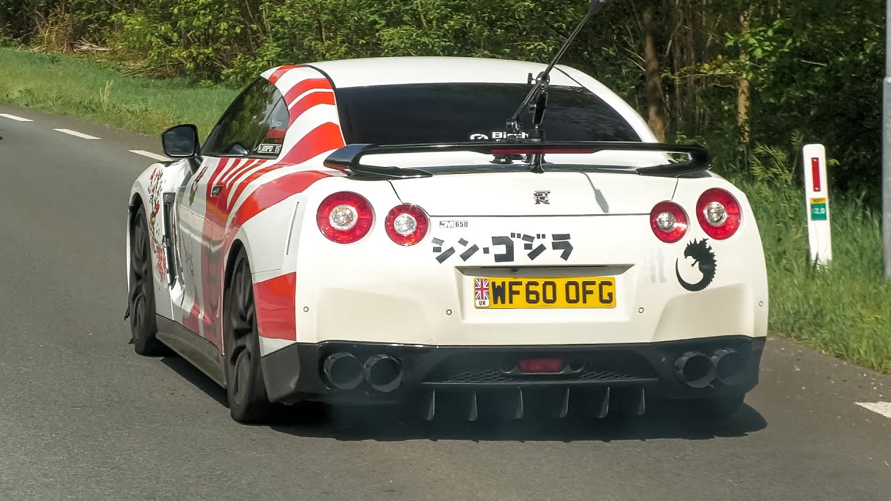 700HP JM650 Nissan GT-R R35 with Custom Exhaust - CRAZY Anti-Lag Flames ...