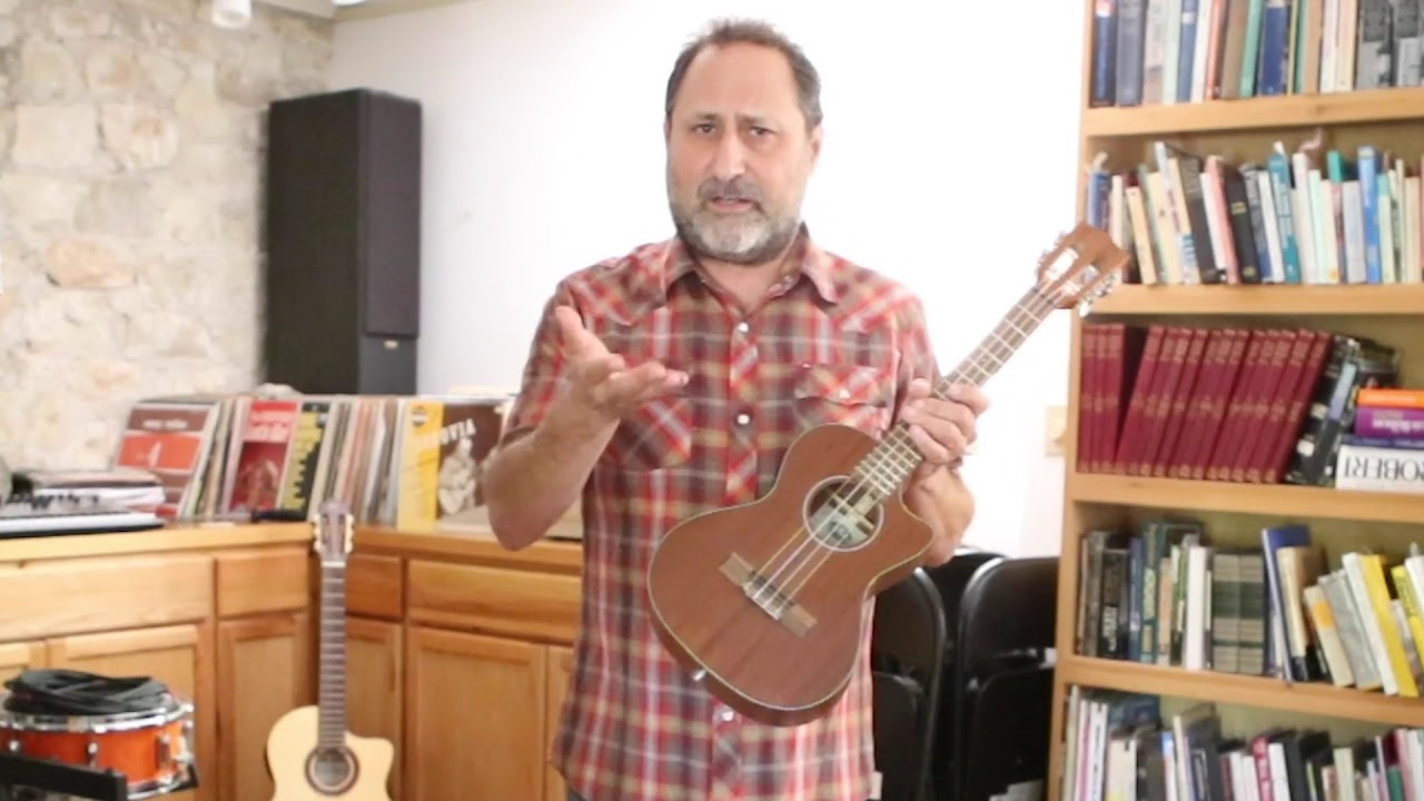 première leçon de ukulélé - YouTube