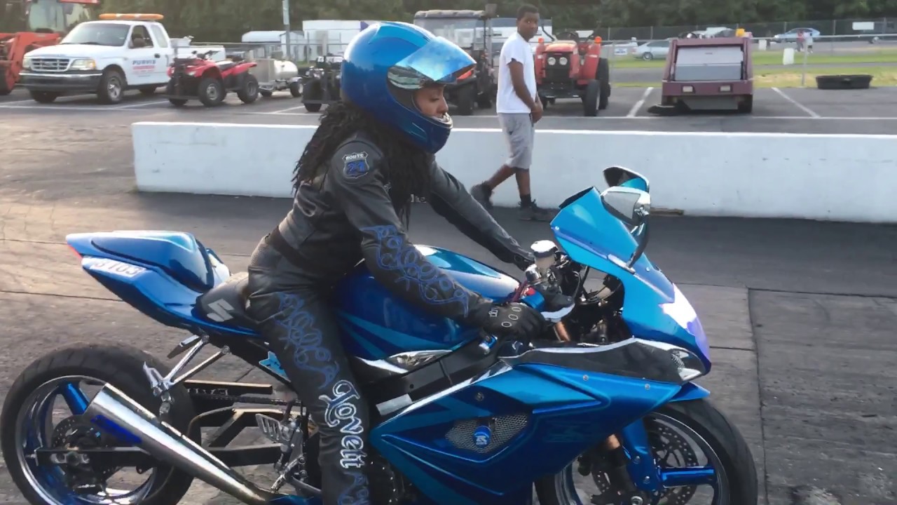 Attractive Female Motorcycle Drag Racer Aims to Take Down One of the ...