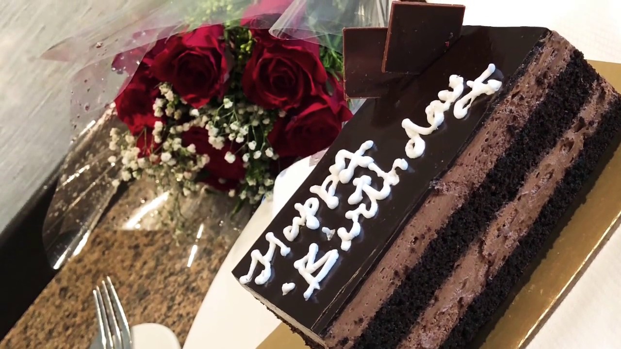Room tour of Taj Lands End Hotel, Bandra in Mumbai - YouTube