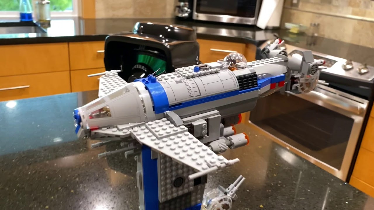 Lego Star Wars 75188-1 Resistance Bomber Review! - YouTube