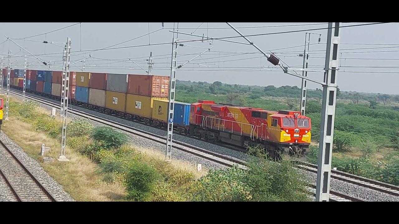 DFCCIL Vs Indian Railways Double Stack Goods Train Parallel Run - YouTube