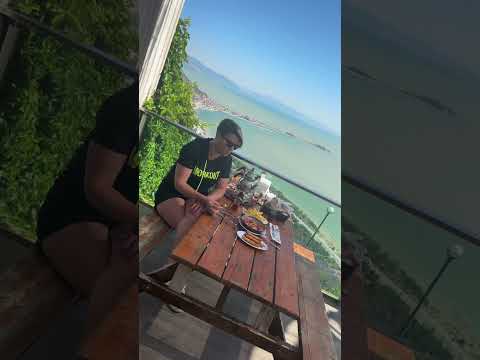 MANZARAYA KARŞI ÇAY KEYFİ