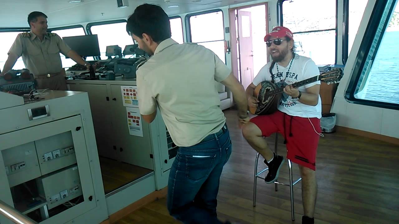 ADAM AMAN ΕΝ ΠΛΩ - YouTube