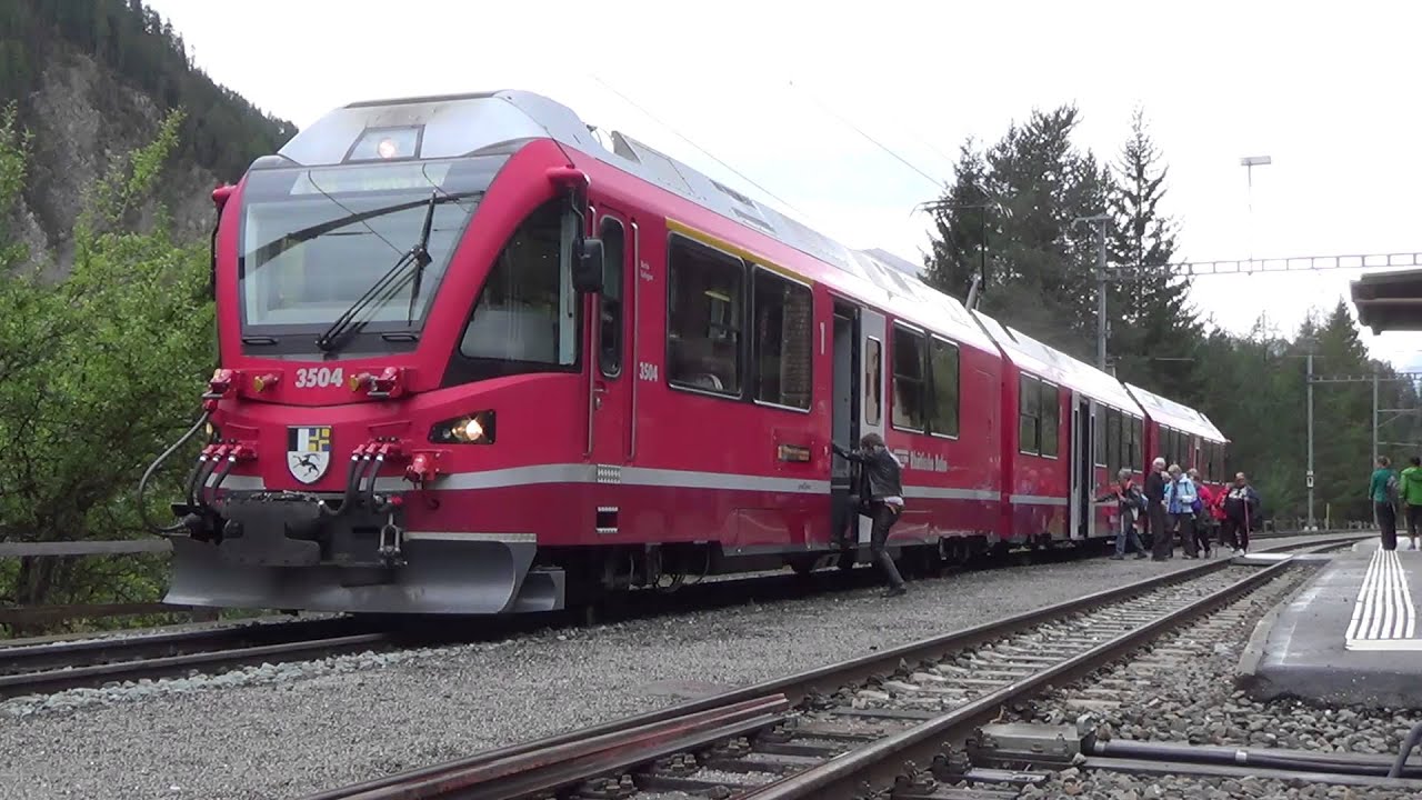 Rhätische Bahn RhB Station Wiesen 2015 Raetian Railway - YouTube