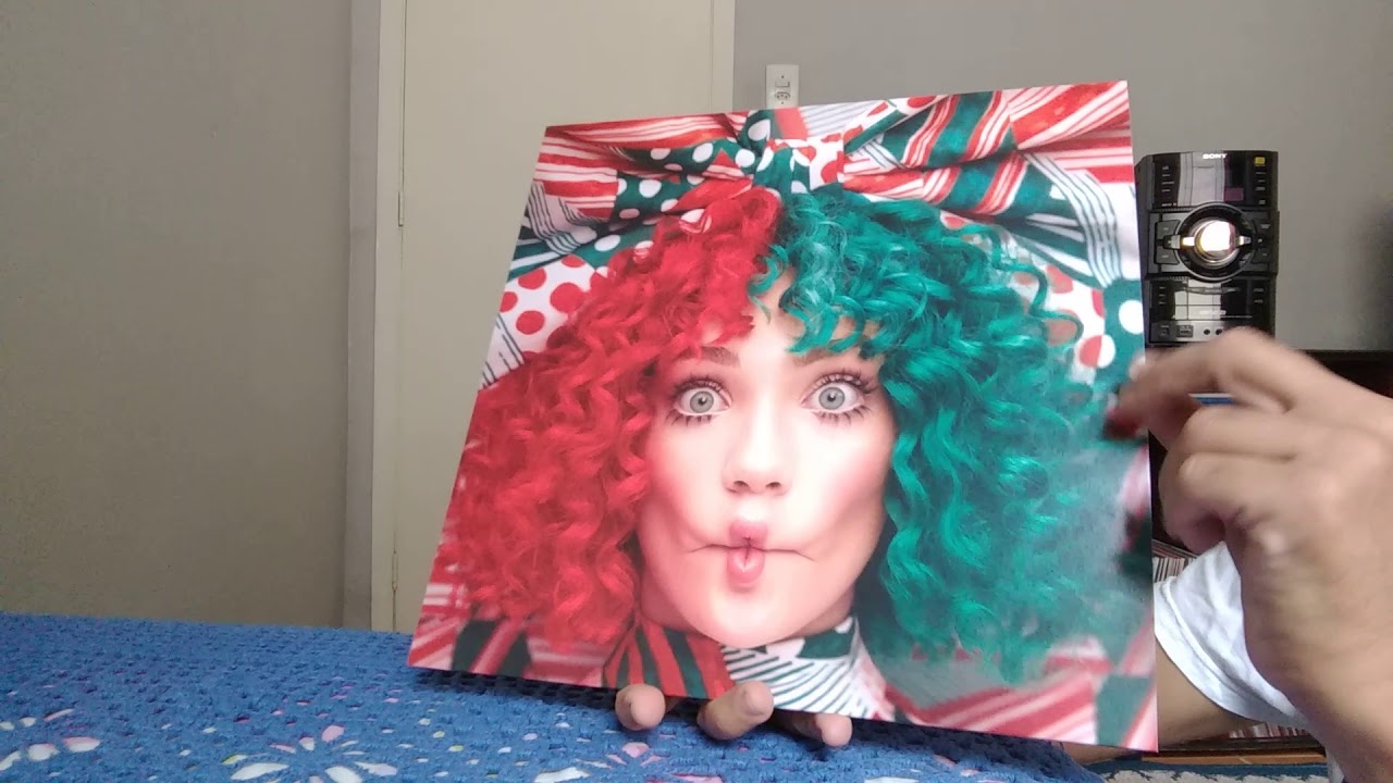 Sia - everyday is Christmas - vinyl unboxing - YouTube