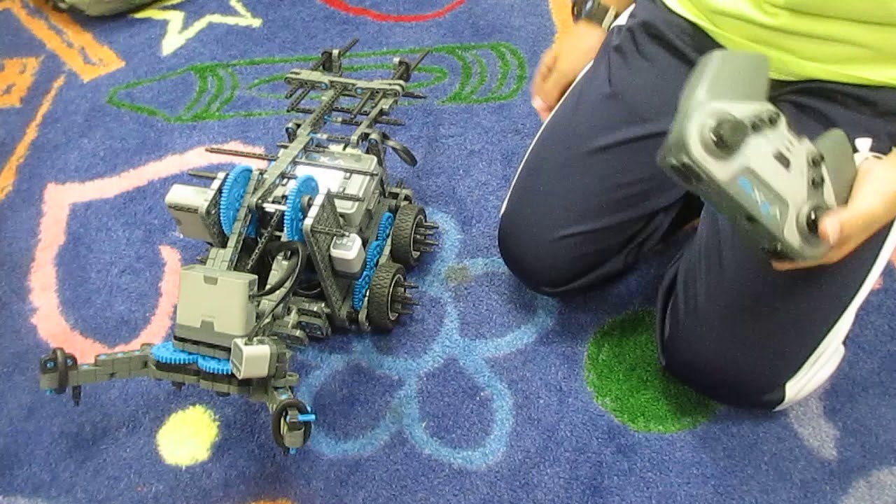 Week 3: Vex Bots - YouTube