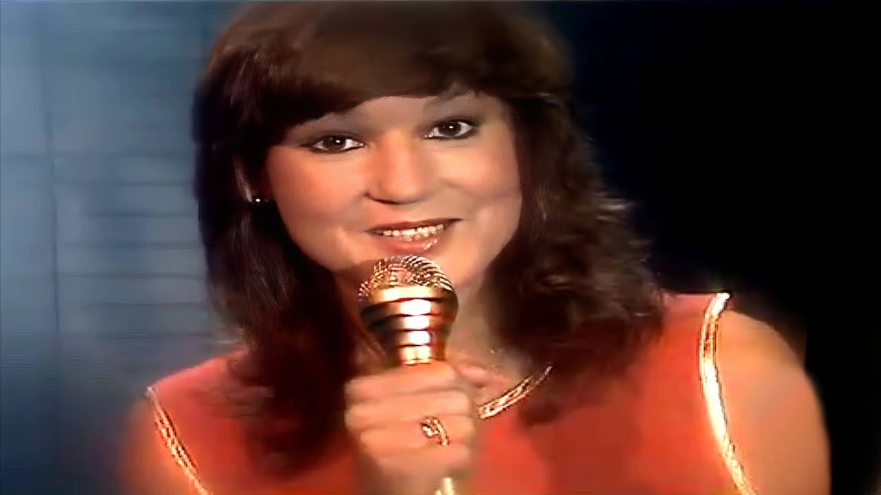 José Hoebee / I Will Follow Him / - YouTube