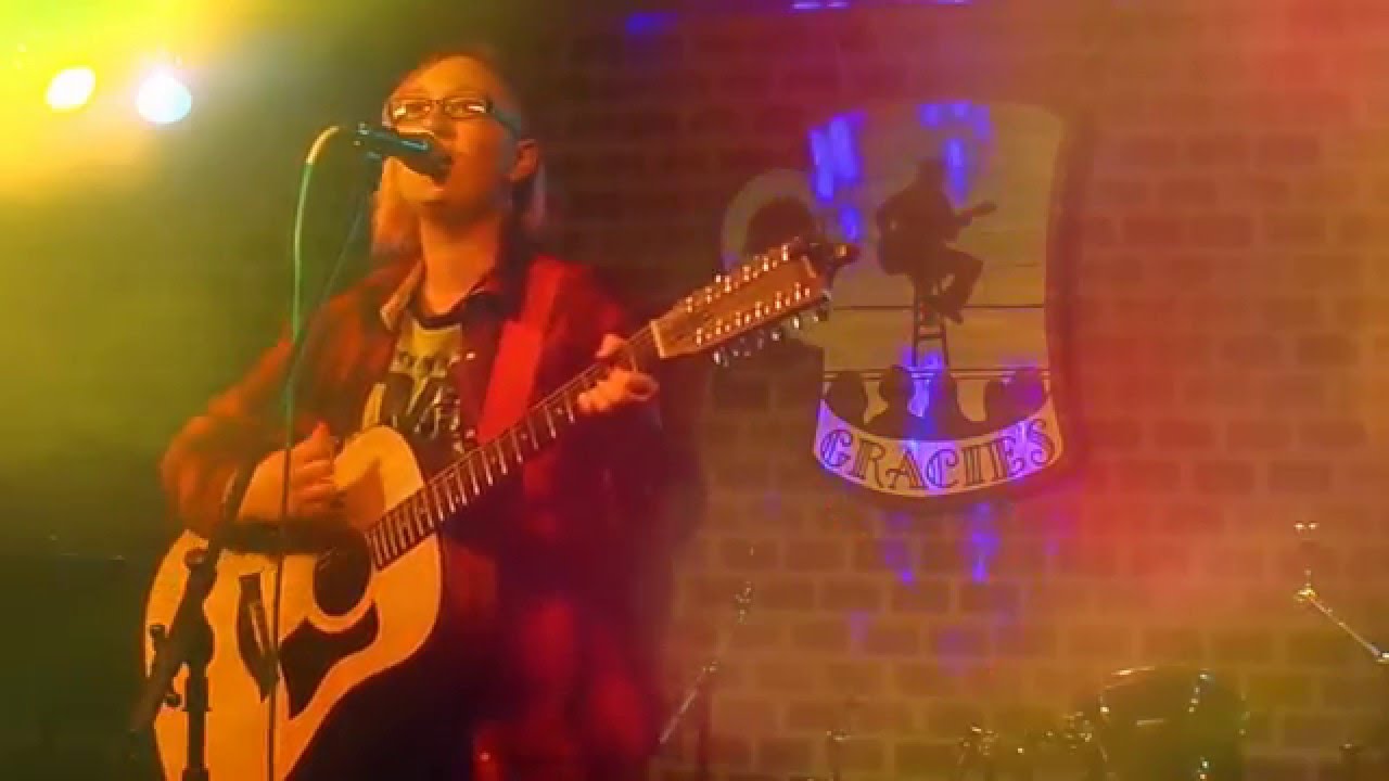 Sam Loeb - "Uninvited" (Alanis Morissette cover) - Live at Gracie's ...