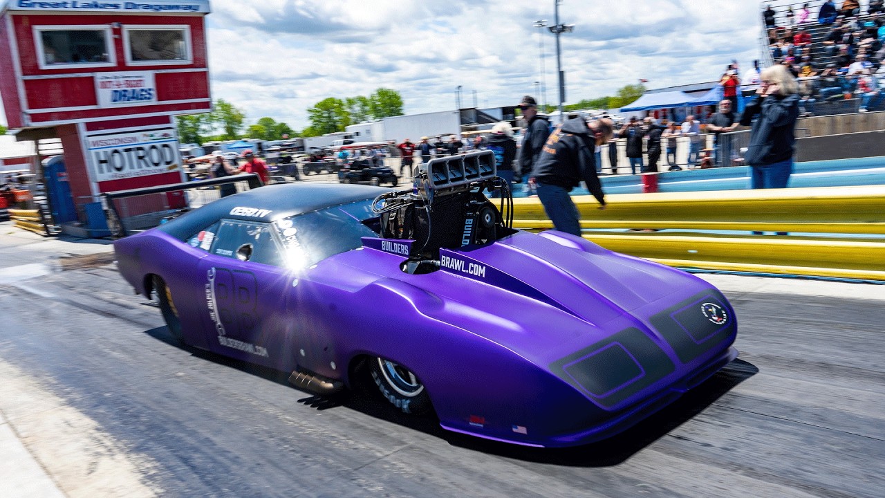 Wicked Fast Muscle Cars Going Down the Quarter Mile Drag Strip (Chicago ...