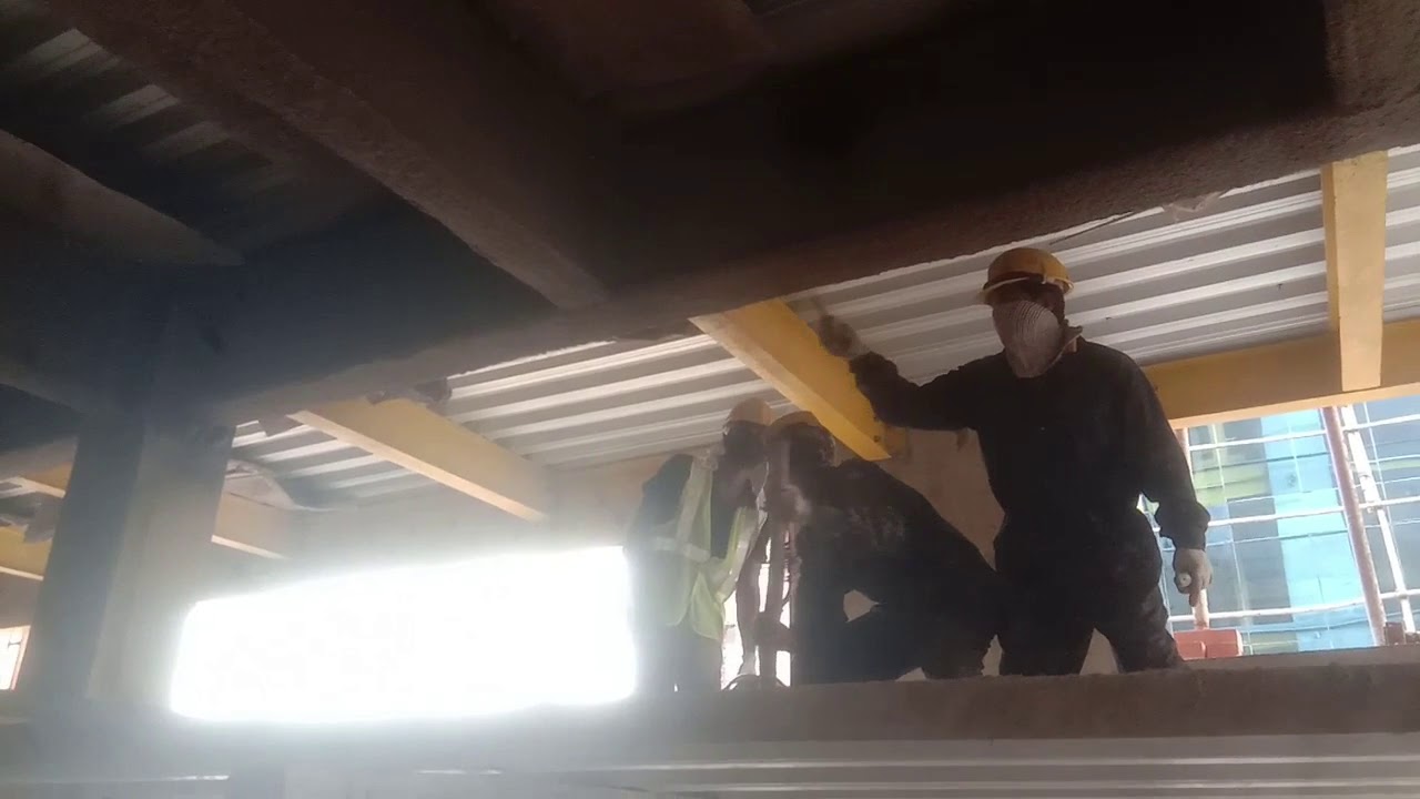 Steel Building Fireproofing Spray Work. - YouTube