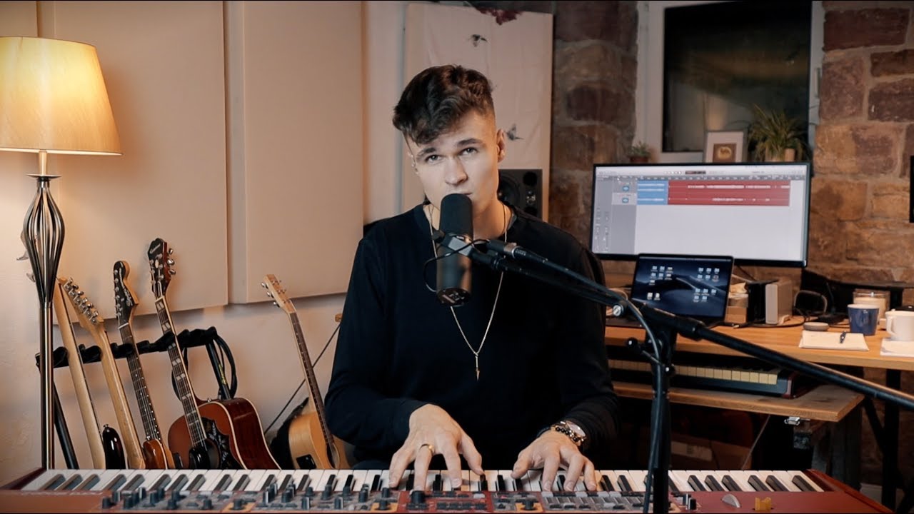 Roxanne - Arizona Zervas (acoustic live cover) - YouTube