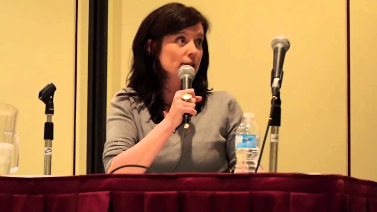 Torri Higginson Discusses Evil Weir (and Dirty Weir) - YouTube