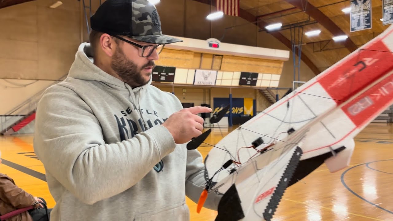 Kody flying Crack Laser Pro, Click R2, and mCPX BL2 | Cha - YouTube