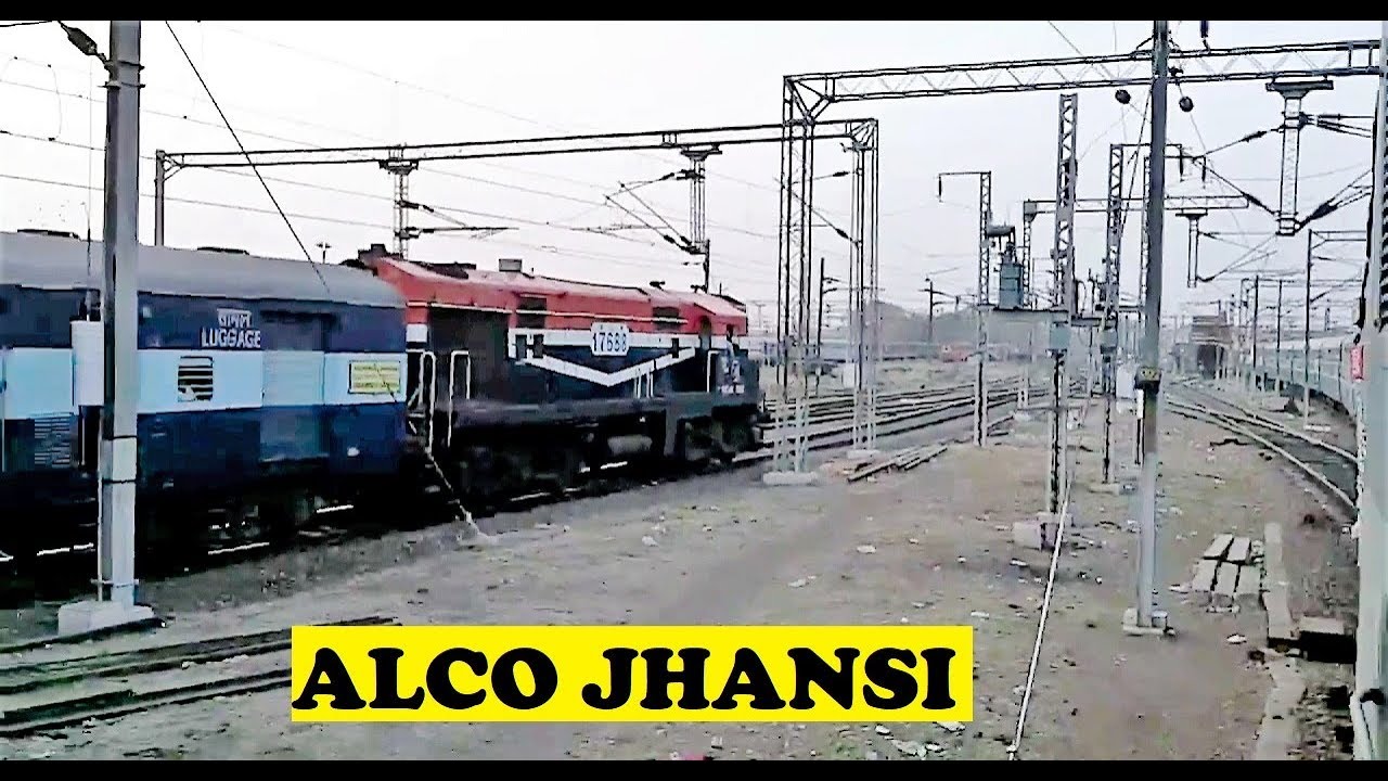 WDM2 Ratlam ALCO Ahmedabad Darbhanga Sabarmati + Kerala Express At ...