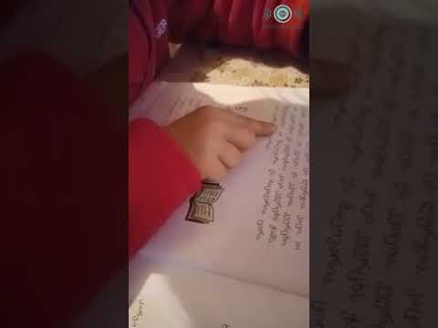 Şagirdlərinə distant rejimdə maraqlı üsulla dərs keçən müəllim
