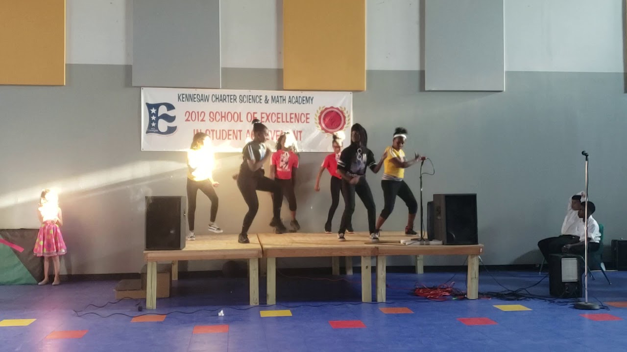 talent show 2019 the girls - YouTube