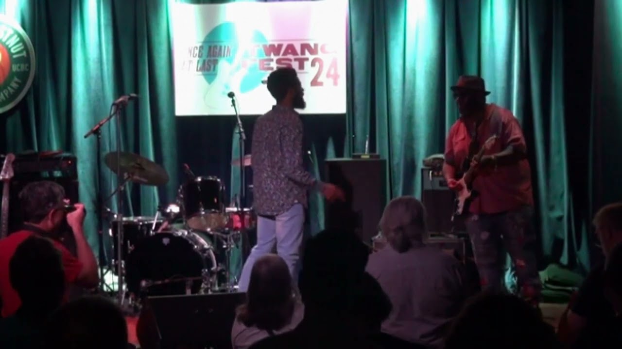 little dylan triplett 2022-06-11 st. louis, mo - YouTube