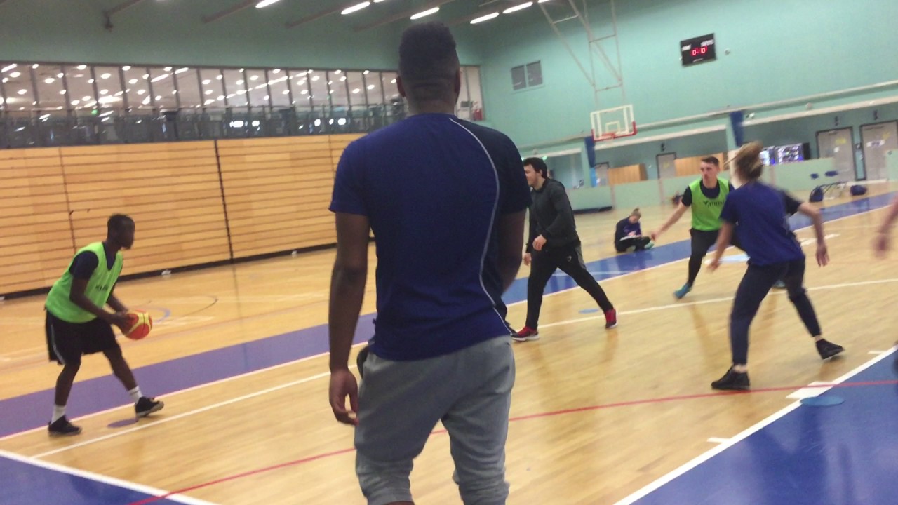Basketball Coaching Session - YouTube