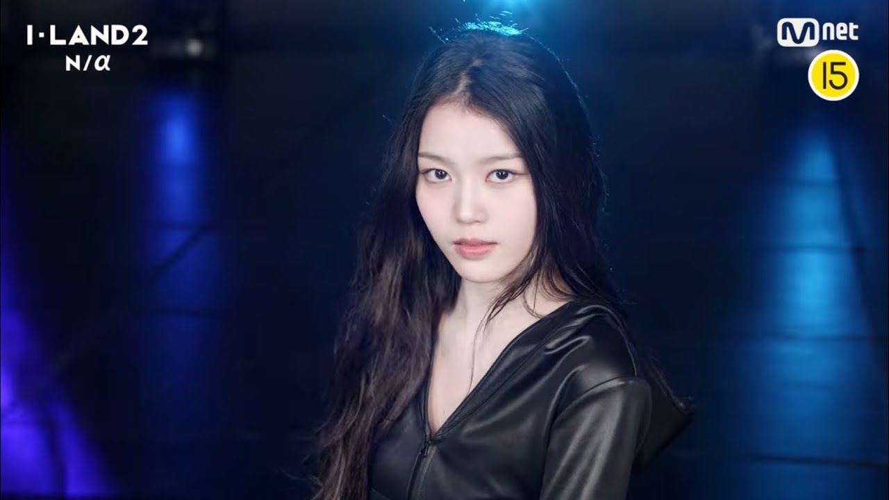 JEONG SAEBI ILAND2 ️💙 - YouTube