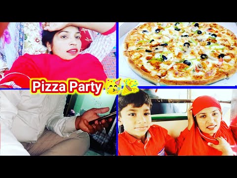 Pizza party kis ki Tarf se Mili ?