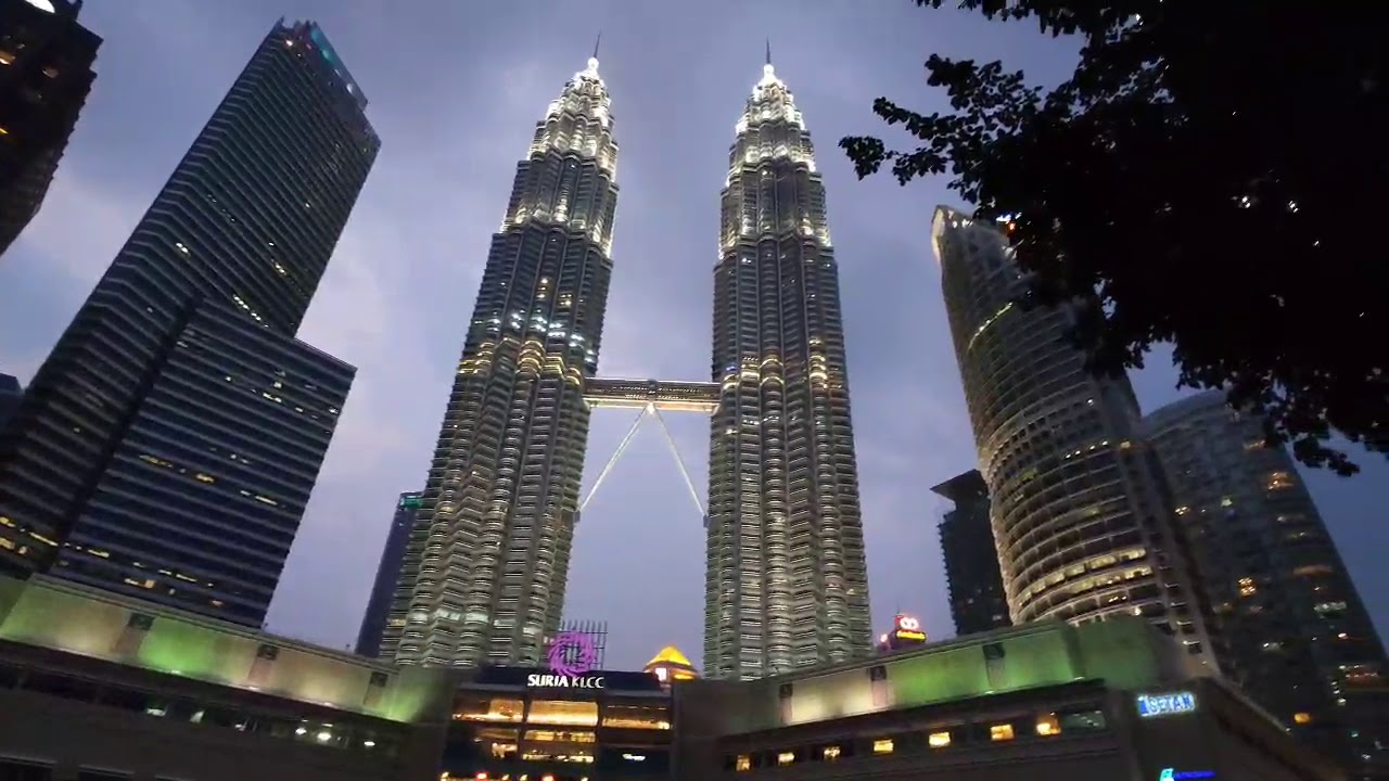 Walking around KLCC PARK - YouTube