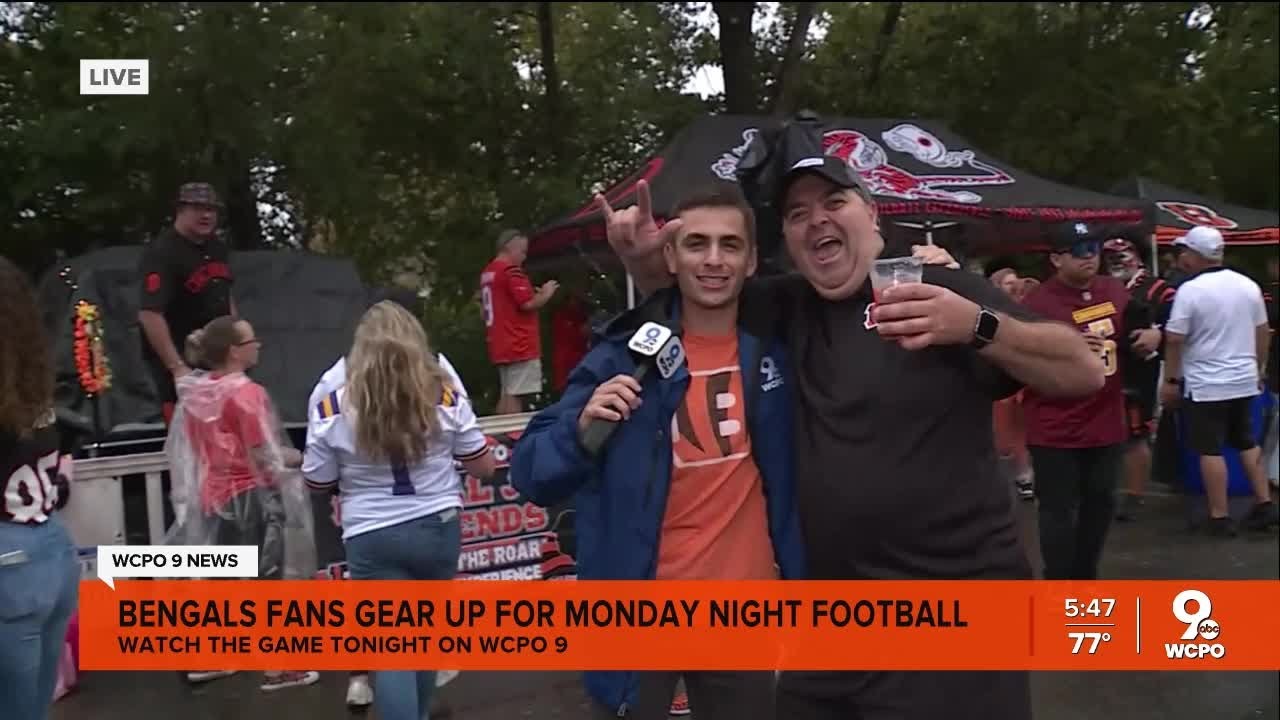 Bengals fans celebrate ahead Monday Night Football appearance - YouTube