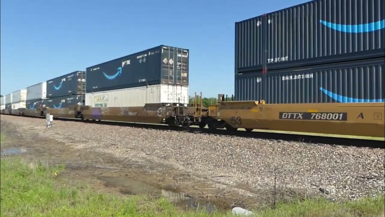 BNSF stack west GE 5736 lead - YouTube