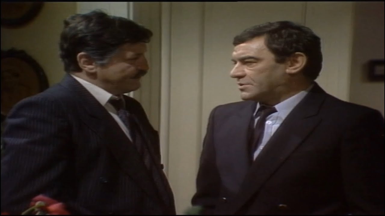 Bolji Zivot - Giga i Jataganac , stari drugari - YouTube