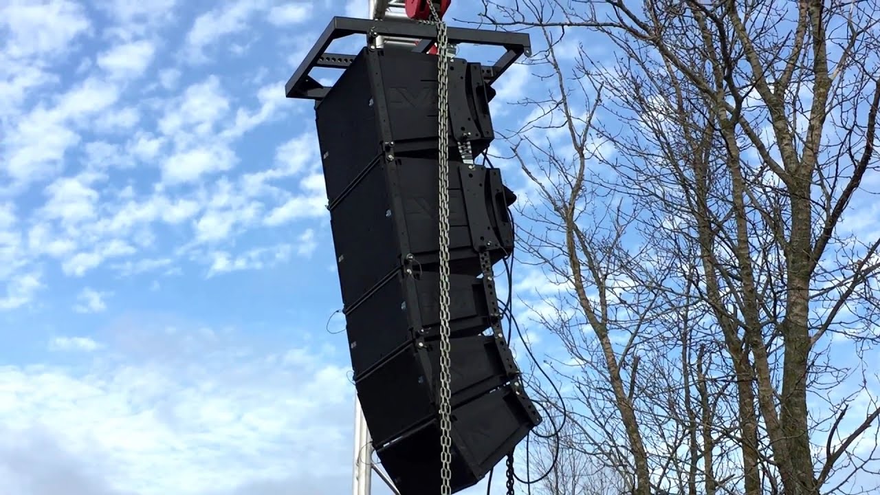DB Technologies T12 T4 S30 Line Array Intimate Sounds on Facebook - YouTube