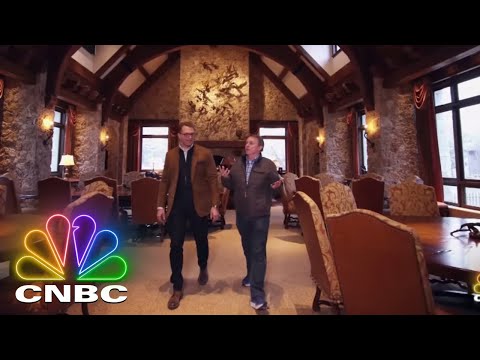 On A $529M VIP Tour Of Two Of The Most Expensive Homes In The World | Secret Lives Of The Super Rich