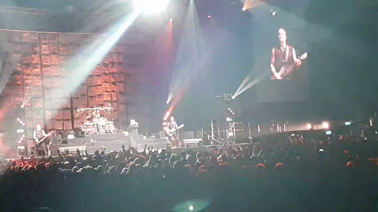 Disturbed at o2 arena London january 2017 - YouTube