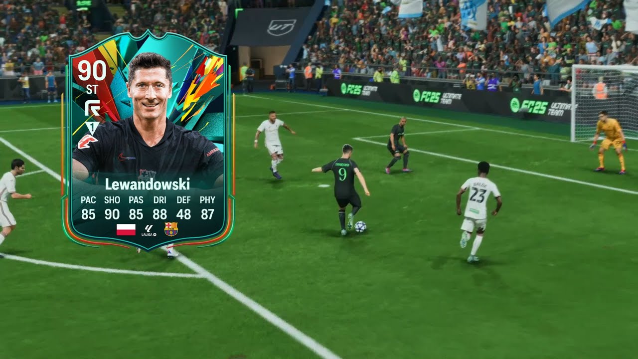 Lewandowski's TOTAL Rush Card: Elite Dribbling & Finishing in Action ...