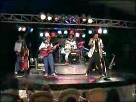 King Creole-Jailhouse Rock (John Laslo Elvis Imitátor) - YouTube