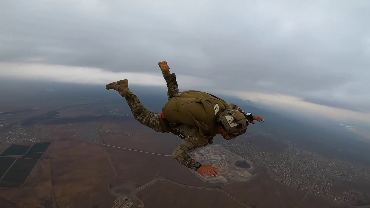 Pararescuemen: The Most Daring Of Them All - YouTube