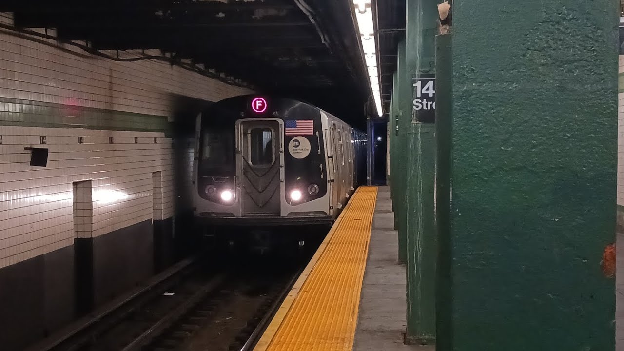 R160 F Approaching 14 St - YouTube
