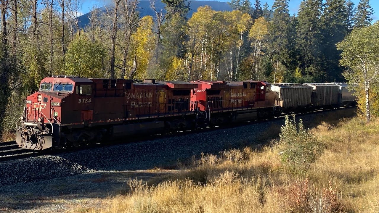 Departing the Siding!!! CP 9784 Leads CP 462 (Manifest) East at Fenwick BC, CP Cranbrook Sub ...