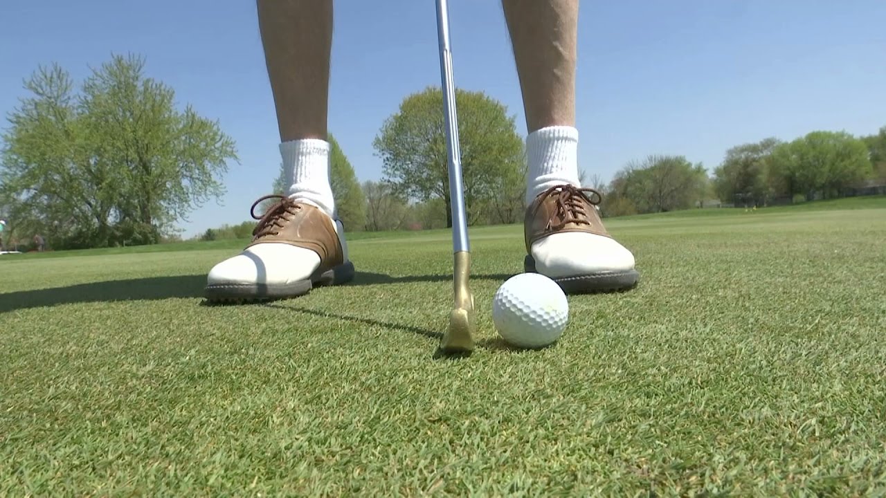 Warm Weather Heats Up Business at City Golf Courses - YouTube