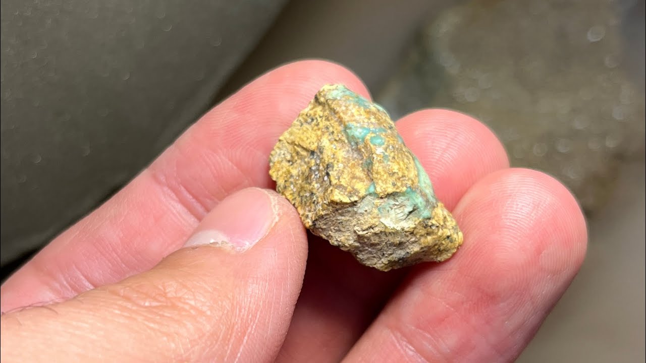 Cutting turquoise stone - YouTube