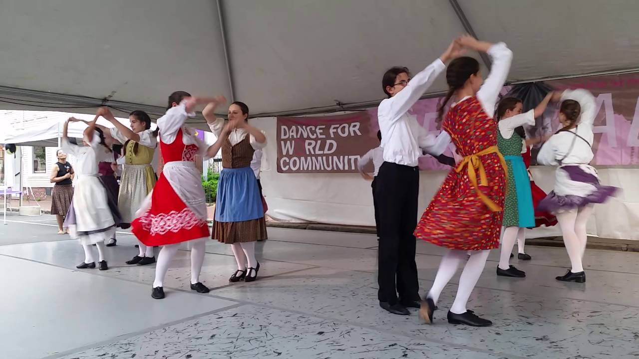 Laendler Folk Dance by Mladost at Dance for World Community June 11 ...
