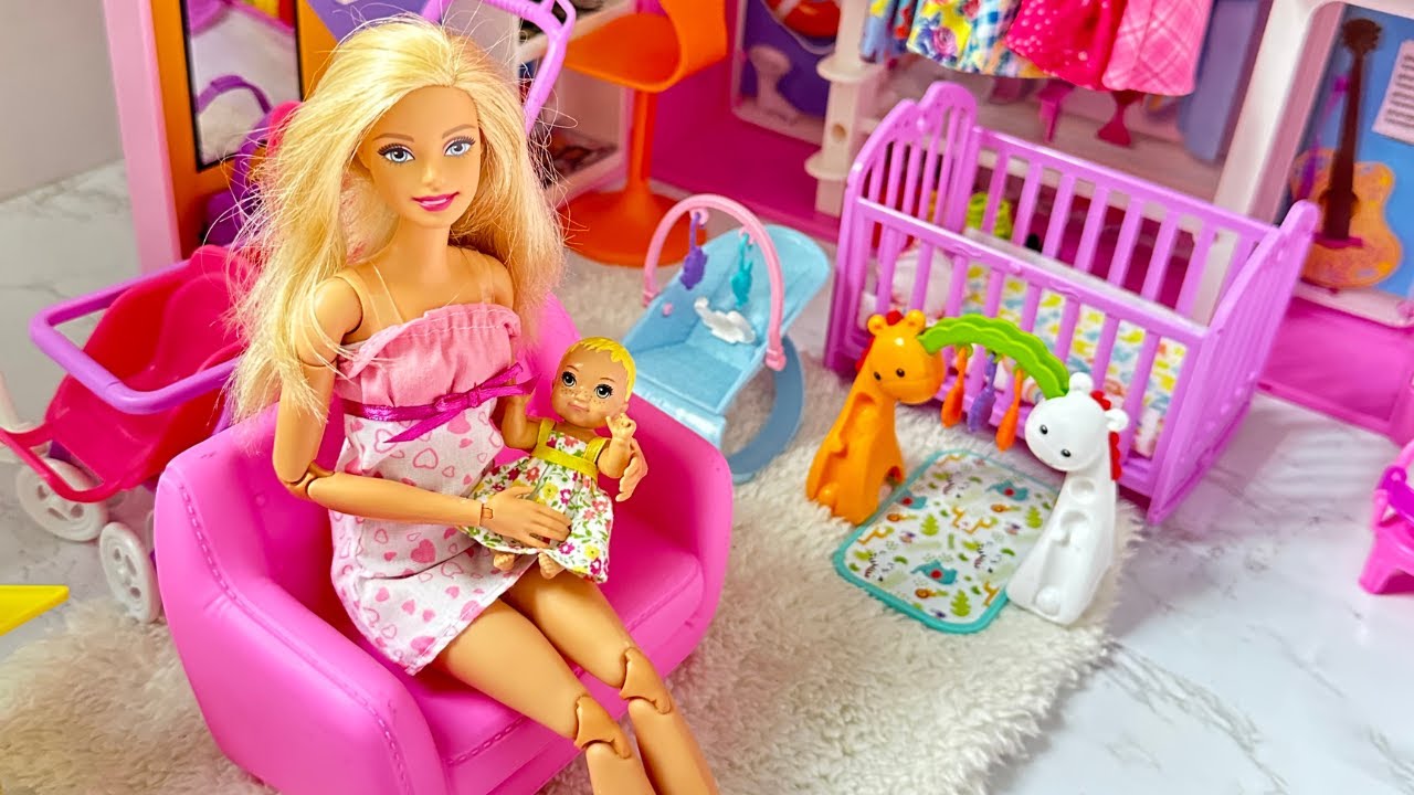 BARBIE BABY MORNING ROUTINE🏠BARBIE BEDROOM CLEANING ROUTINE 🧼 🧹 - YouTube