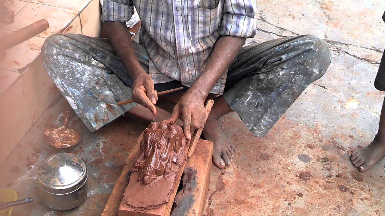 How a mud idol is made using a mold? - YouTube